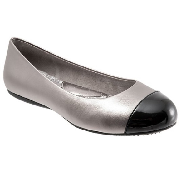 SoftWalk | Shoes | Silver Distressed Leather Cap Toe Ballerina Flats ...